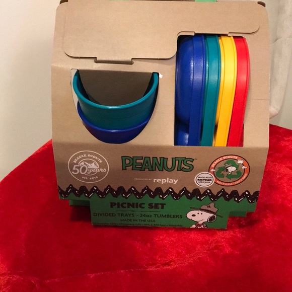 Peanuts | Kitchen | Peanuts Beagle Scout Collection Camp Snoopy 8piece ...